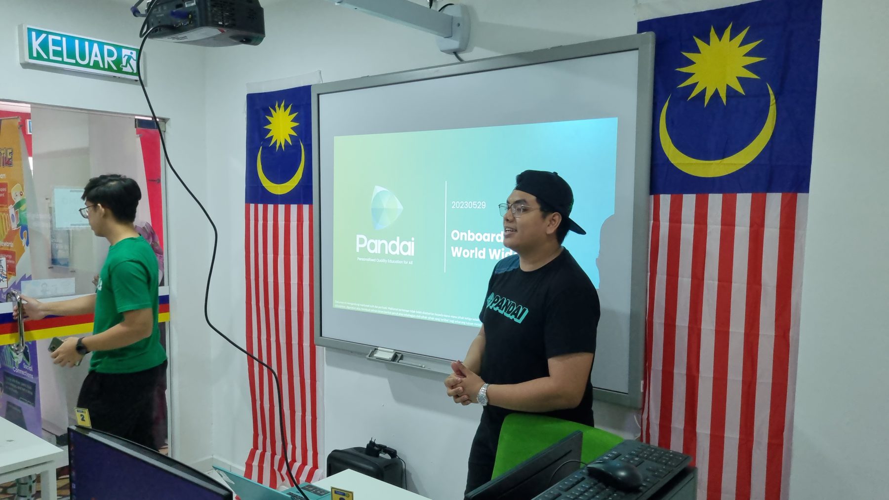 HOPE worldwide Malaysia brings Digital Learning Program to B40 students - HOPE worldwide Malaysia